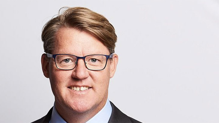 VMs beginning to scale back EV investment