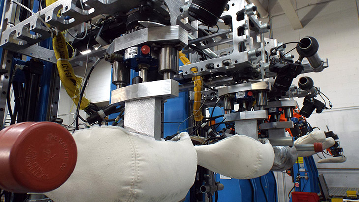 Mustang Mach E - Ford destruction testing