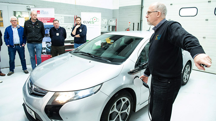 Electric vehicle dismantling training